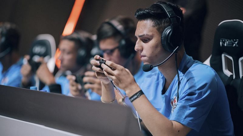 How To Become A Pro Player In Free Fire?
