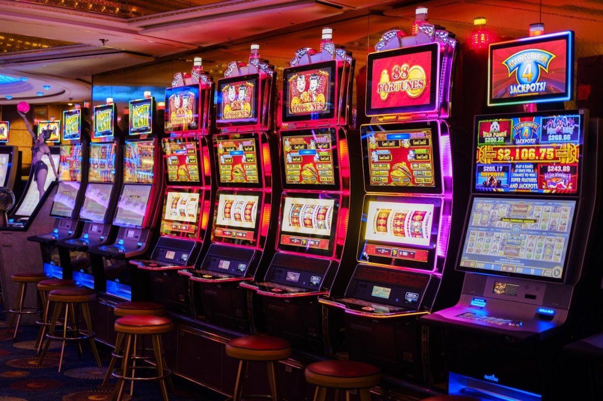 The Psychology of Video Game and Slot Game Addiction: A Comparative ...
