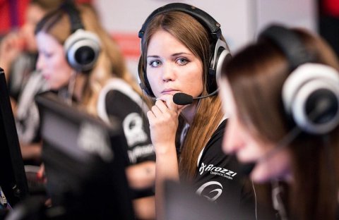 female - GuruGamer.com