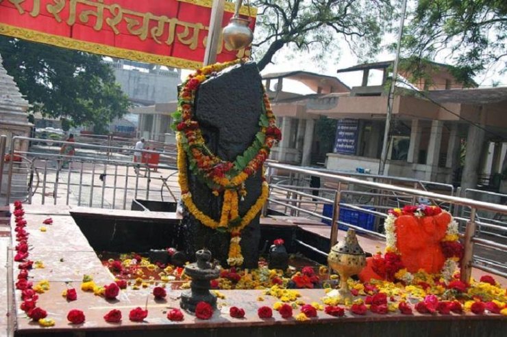 Shani Shingnapur - The Village With No Door In India Thanks To God Shani